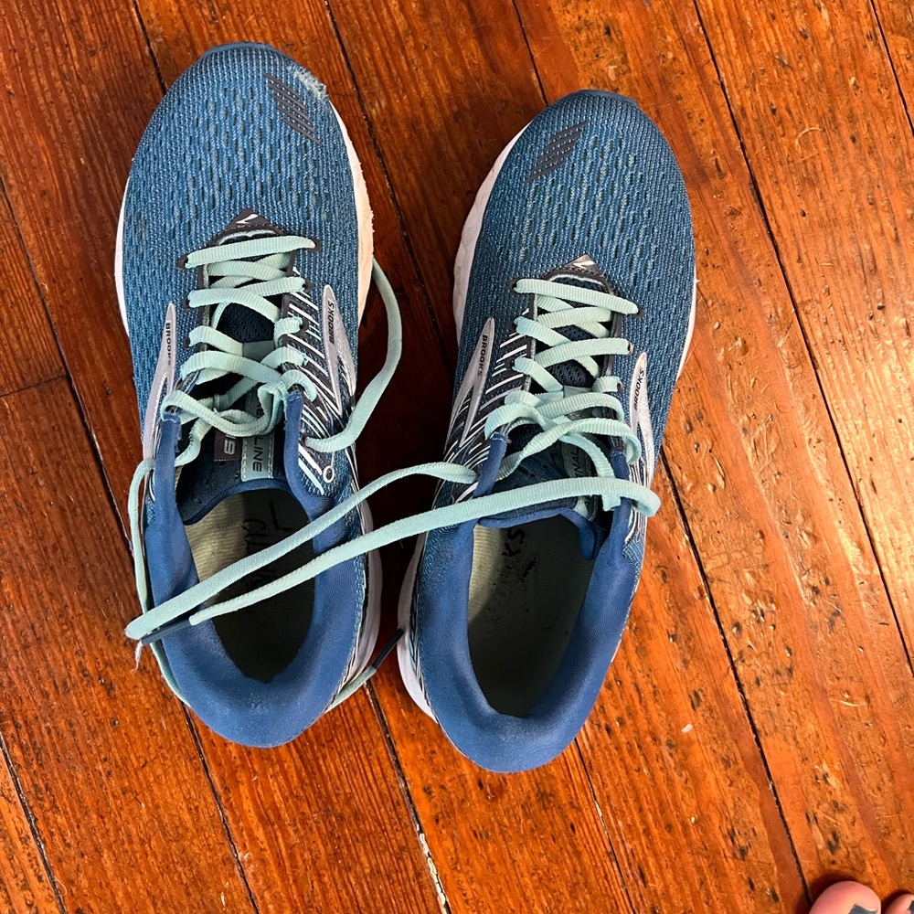 Brooks Adrenaline Gts19 With Guiderails - Gem